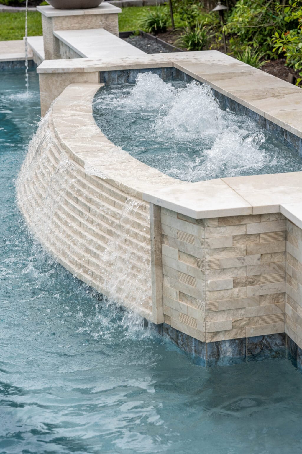 4 Reasons to Love Ivory Paver in Your Outdoors