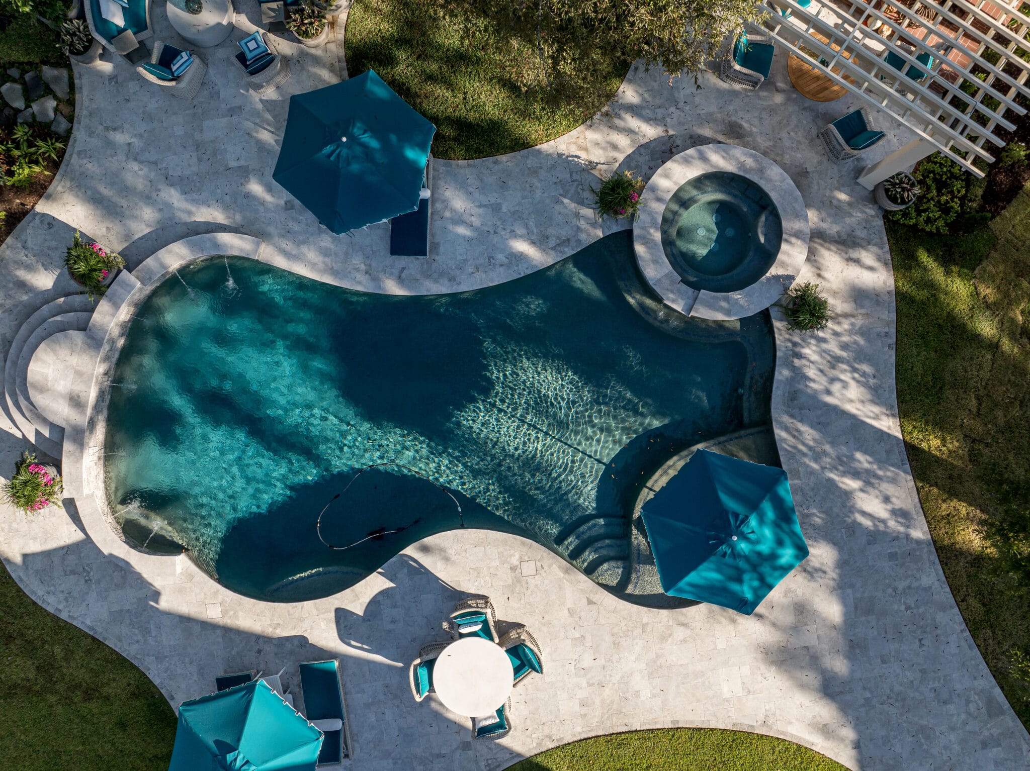 7 Reasons the Tundra Grey Paver is Your Best Outdoor Choice