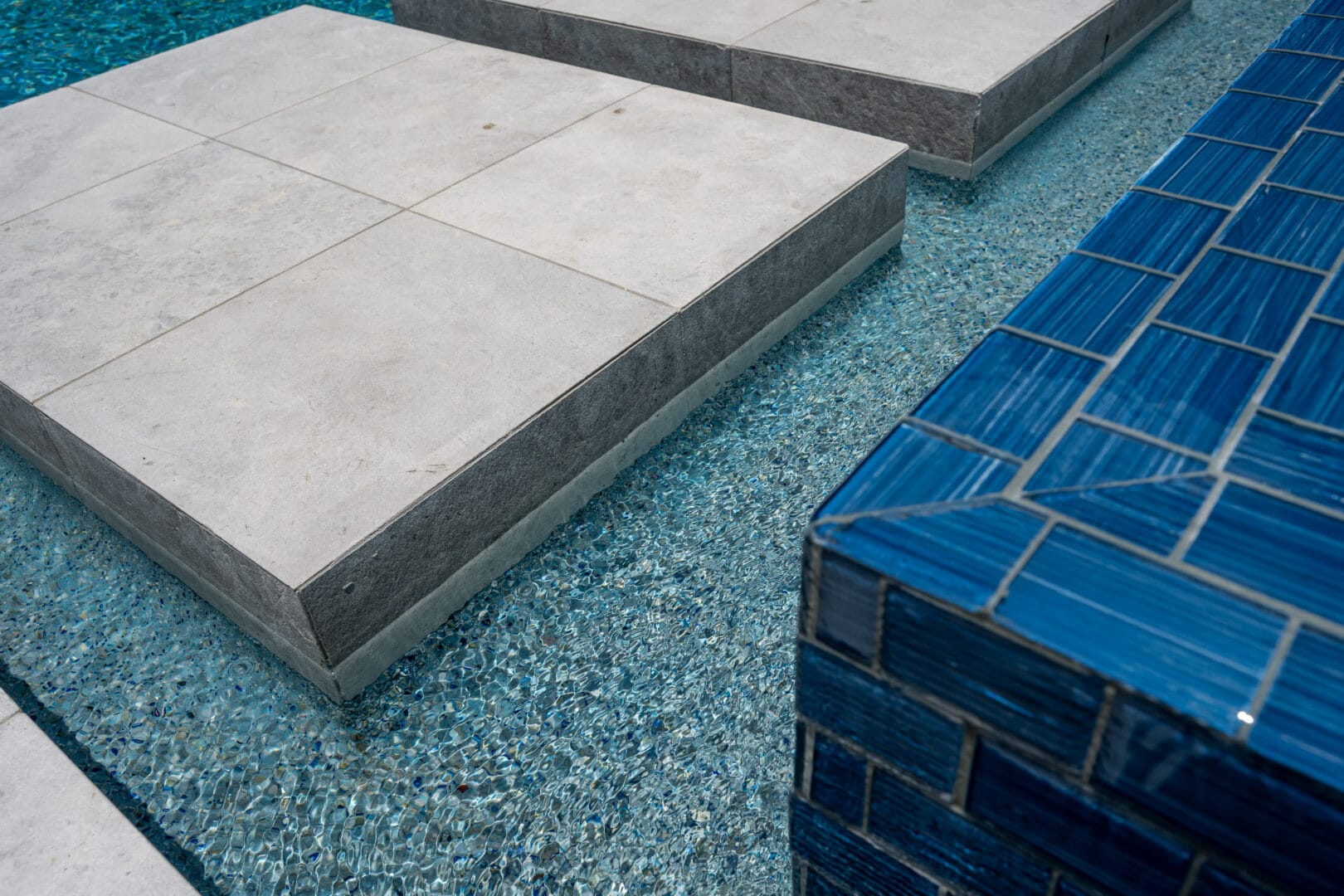 7 Reasons the Tundra Grey Paver is Your Best Outdoor Choice